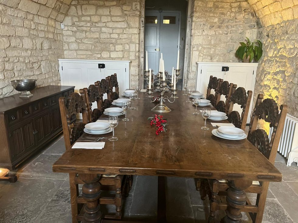 The Vaults The Hen XL | Midford Castle